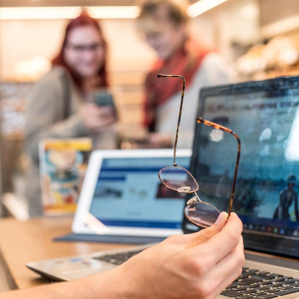 Job als Augenoptiker/in oder Karriere mit Lehre bei Optik Buffa